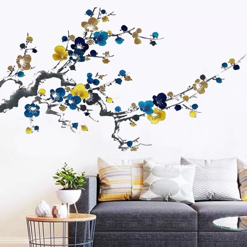 Beautiful Birds Perched On Peach Blossom Branches In Spring, Plant And ...